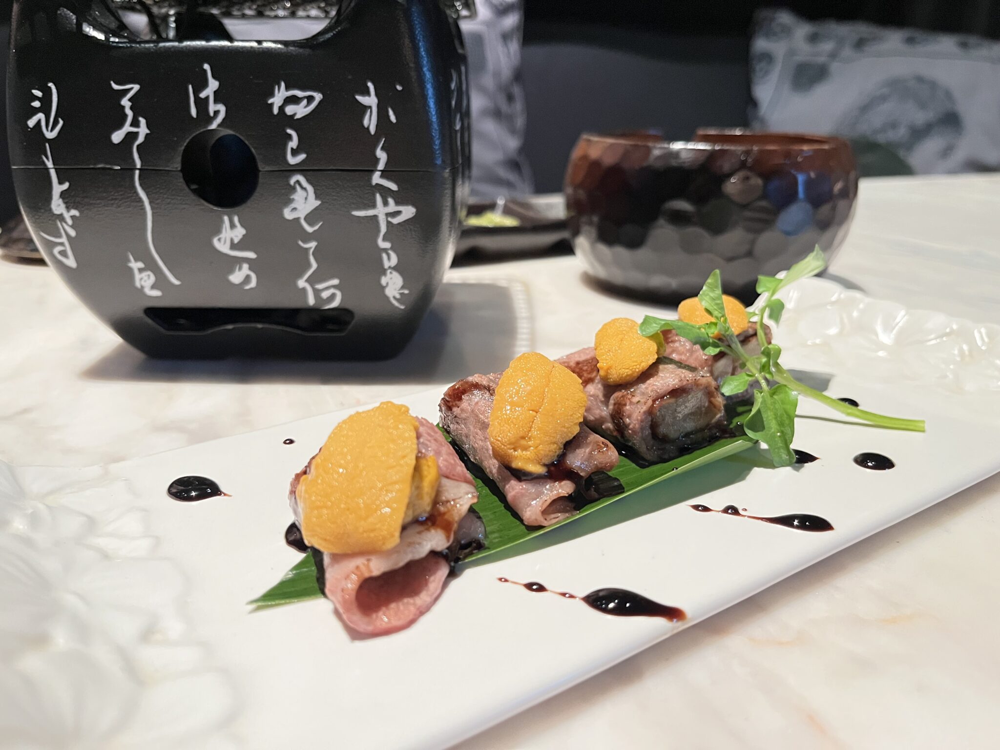 日本随一の三河のうなぎを食す 映える空間と本物の味が共存 | Fukuro Dining & Sake Bar - Lifenesia